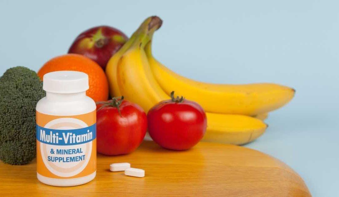 5 Klaim Manfaat Minum Multivitamin, Apakah Benar?